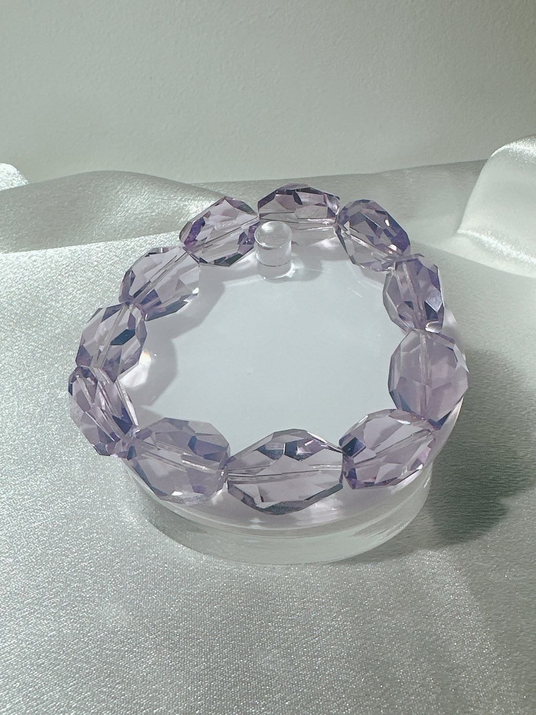Lavender Moon Quartz Benefits and Meaning: Properties & Powers – AGGY